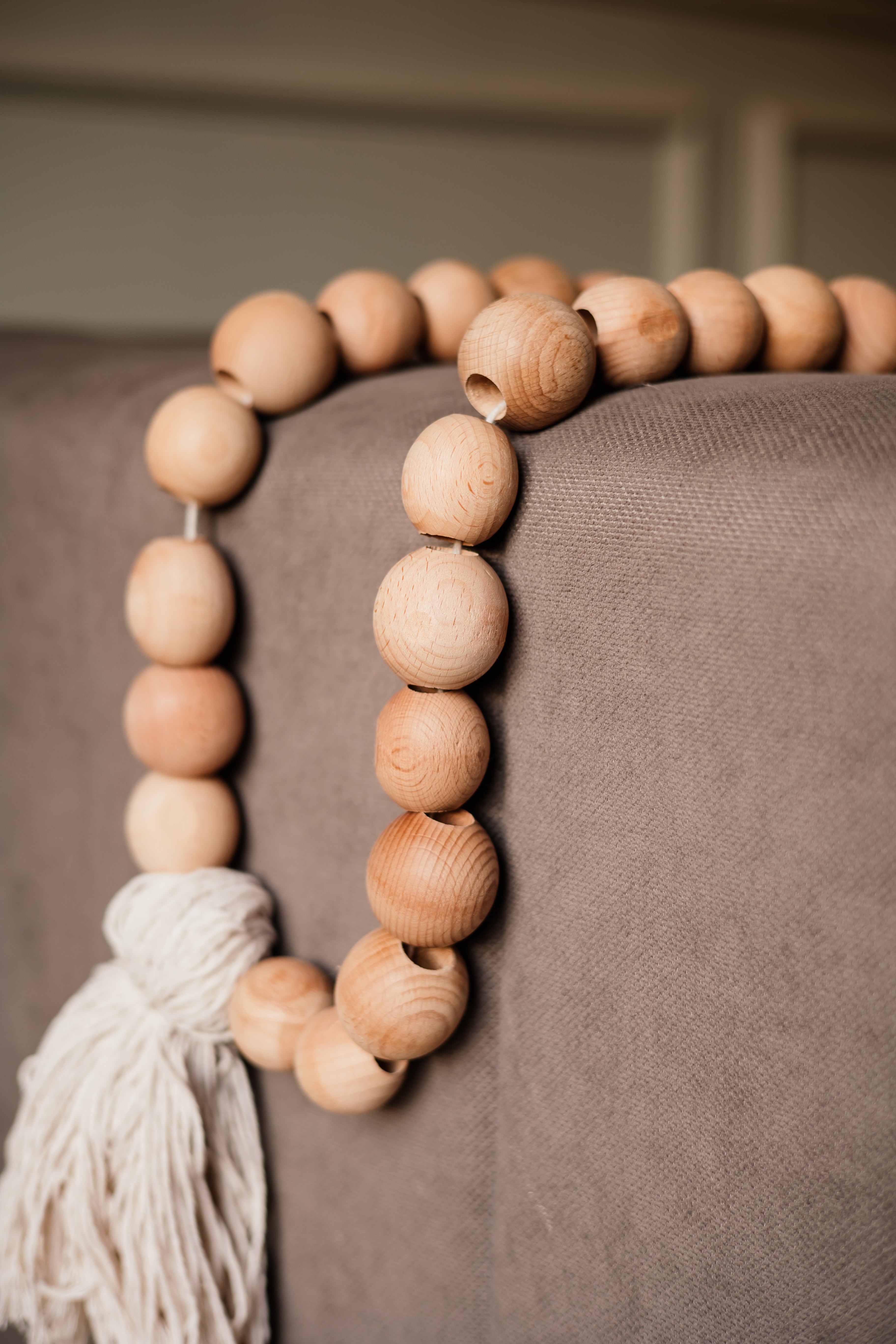 Majestic Garland – Aneya